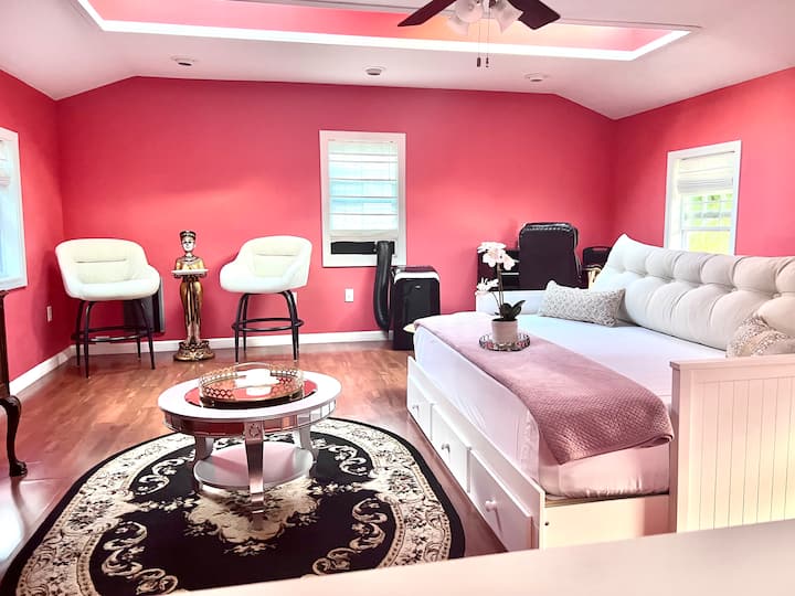 Fifa Diamond District Guesthouse Near Ocean - Lynn