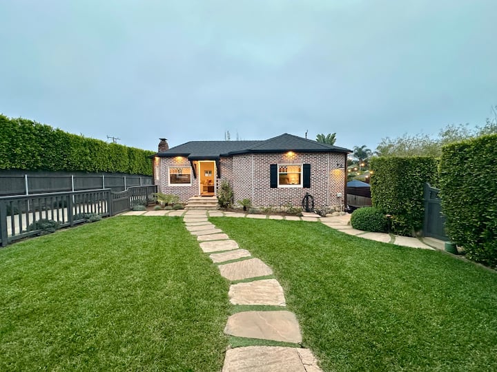 Montecito Brickstone Cottage - Montecito, CA