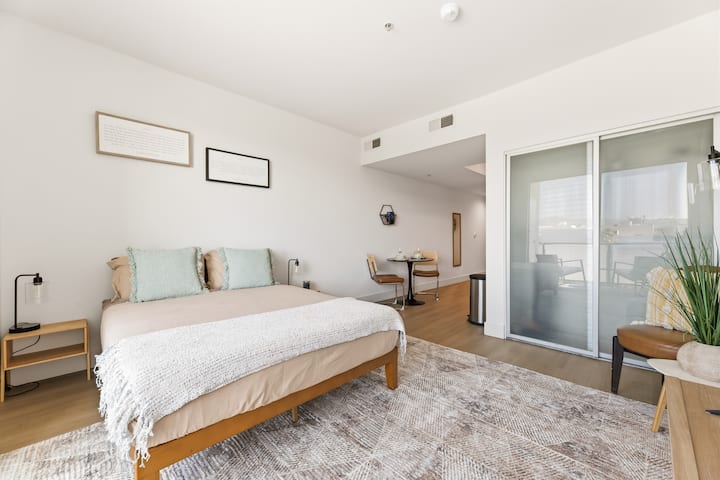 Ocean Breeze Escape In Sm W Free Parking - Santa Monica, CA