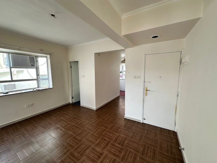 我們的房間氣氛舒適,無論您想探索當地美食、文化,還是享受夜生活,一切皆在步行可及的距離。 - Hongkong