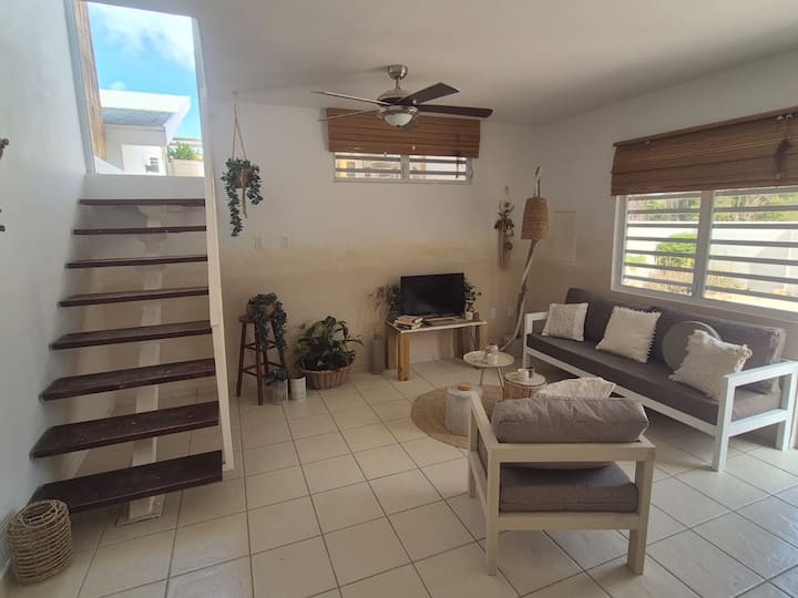Coccinella Rooftop Breeze | 2br W/pool-near Mambo - Curaçao