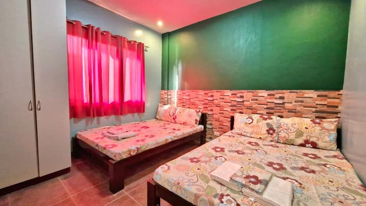 Grand Villa · Beach View · Pool · La Suena Brisa - Taal