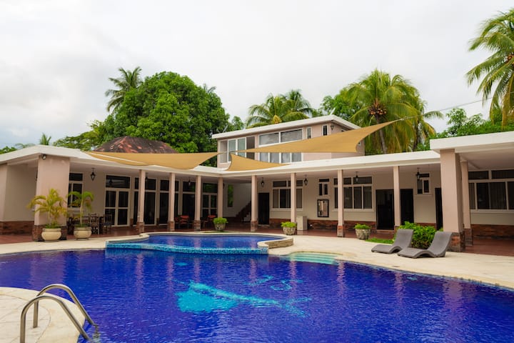 Masagua Escuintla Hermosa Granjita Con Piscina - Masagua