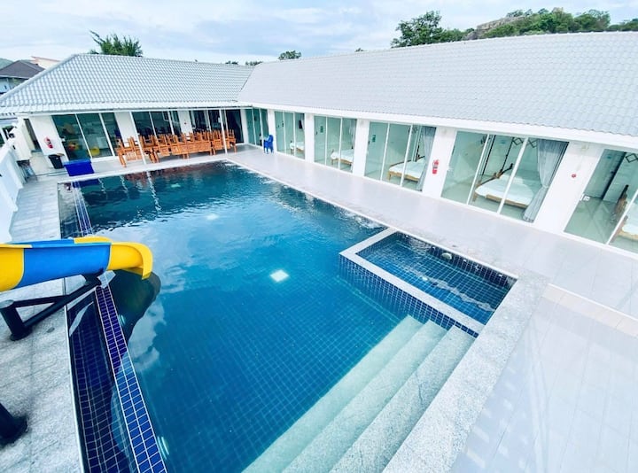 Villa 7 Chambres Avec Piscine Xxl Entre Amis - Thailand