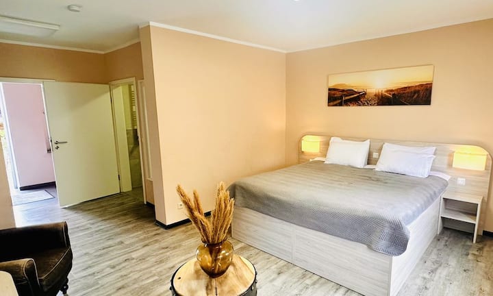 Le Petit - Ihre Pension In Essen - Dz Zimmer 206 - Gelsenkirchen