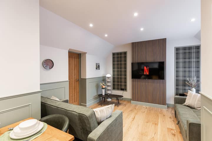 New Apartment In Guildford - Godalming
