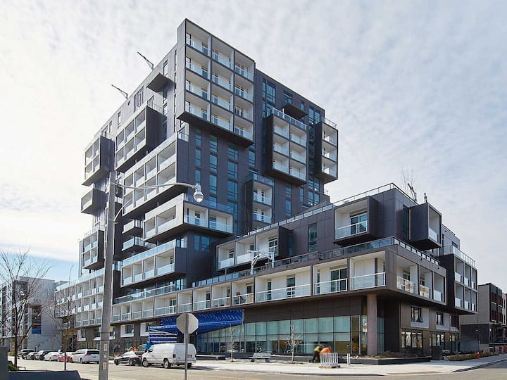 Comfort Your Way. In The Heart Of The City - Toronto