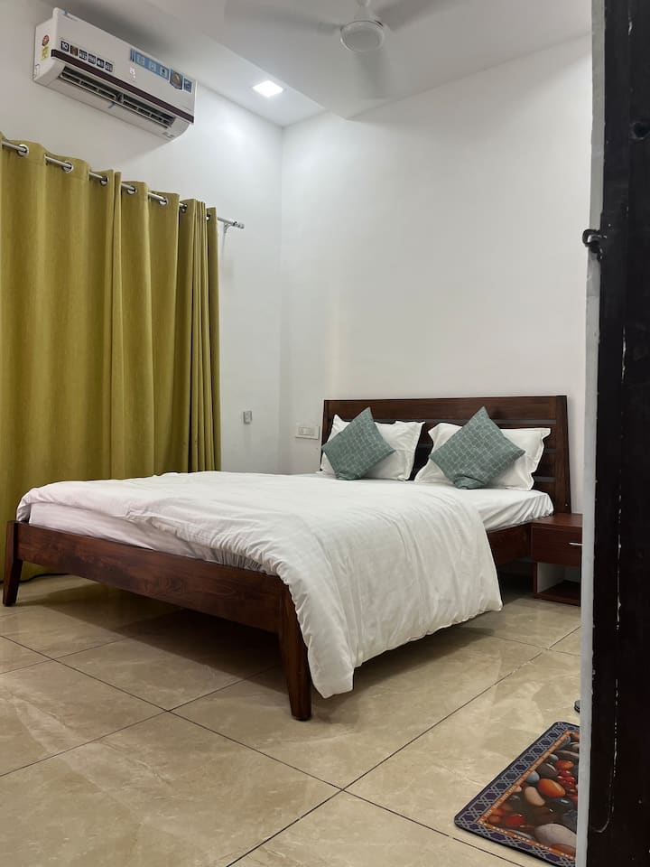 Ivory Stays | 2bhk For Groups| Spacious|chill Stay - Aurangabad