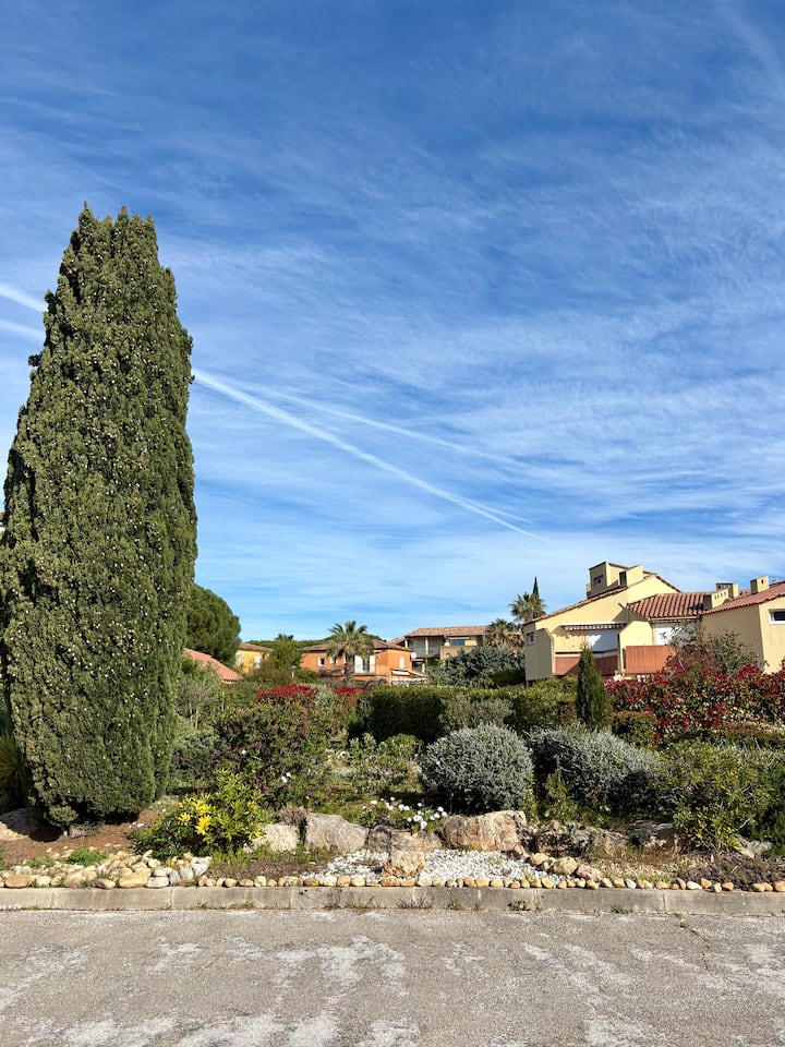 Charmant Cocon à 100 M De La Plage Avec Extérieur - La Londe-les-Maures
