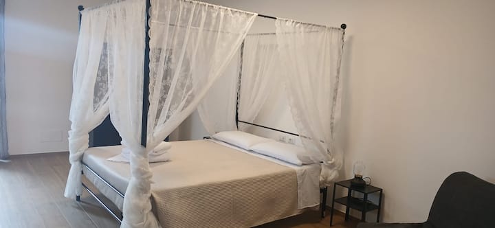 Gotha Beach Srl - Suite Narciso - Ladispoli