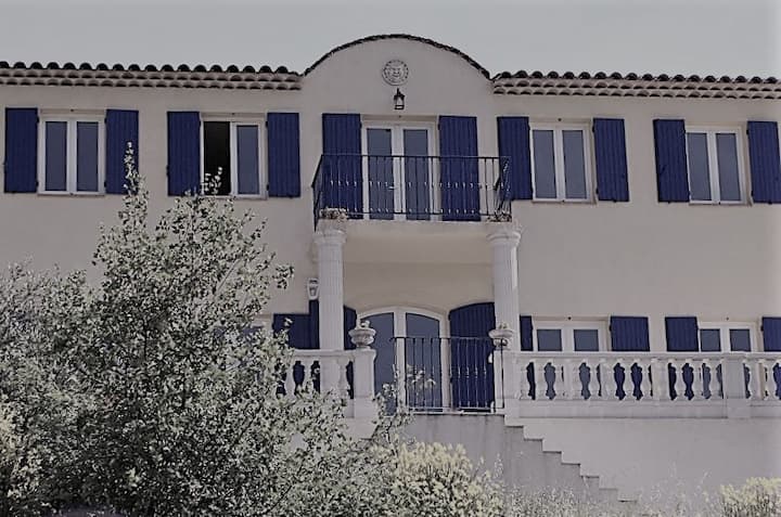 Chambre D’hôte De Charme Dans Bastide Provençale. - Manosque