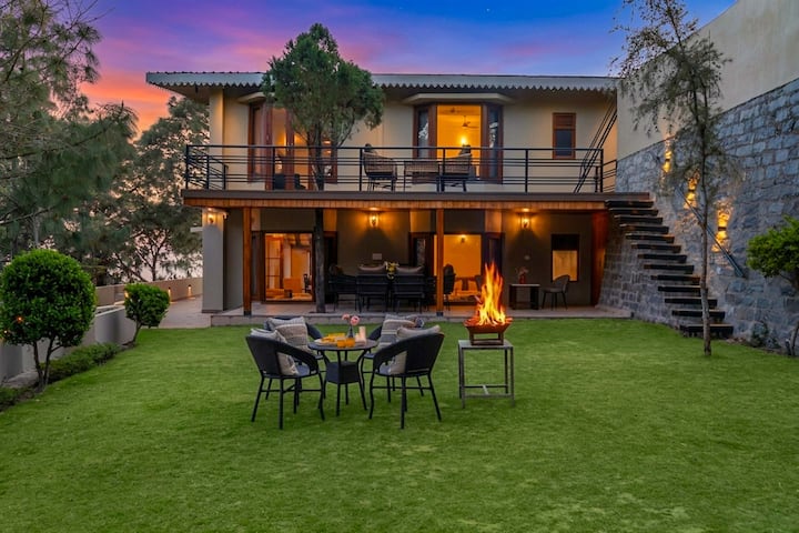4br |Mountain Stay|stayvista| Cedar Crest@himachal - Kasauli