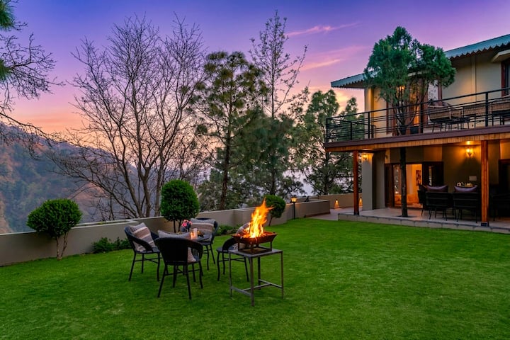 Stayvista At Cedar Crest Villa W/ Bonfire - Kasauli