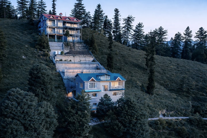 The Hillside 5br Villa In Mashobra By Homeyhuts - Kufri