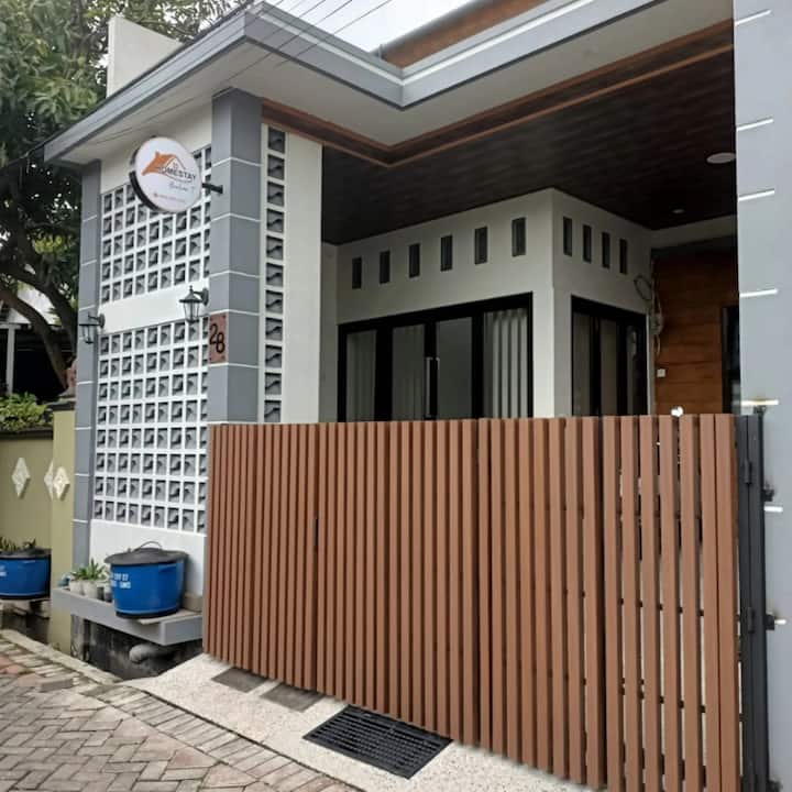 Homestay Berlian T - Semarang
