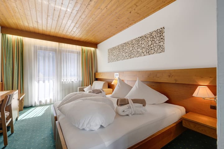 Hotel Sankt Pankraz 110 - Naturno