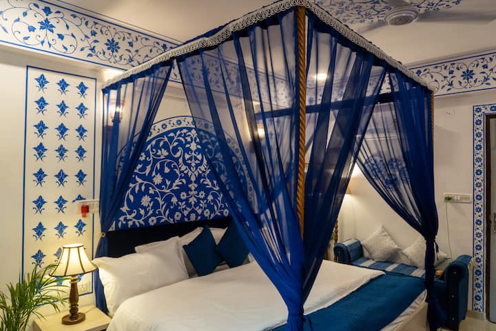 Canvas Homez| 55"tv+ott+home Theatre| Blue Pottery - India