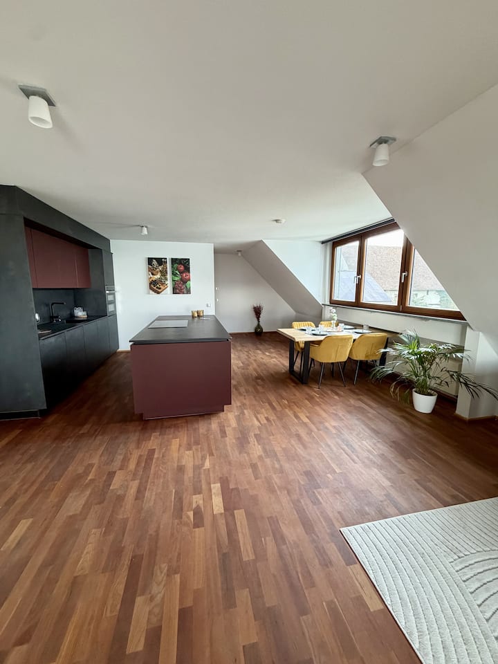 Urban Retreat ÜBerlingen 
Apartment Nahe Bodensee - Konstanz