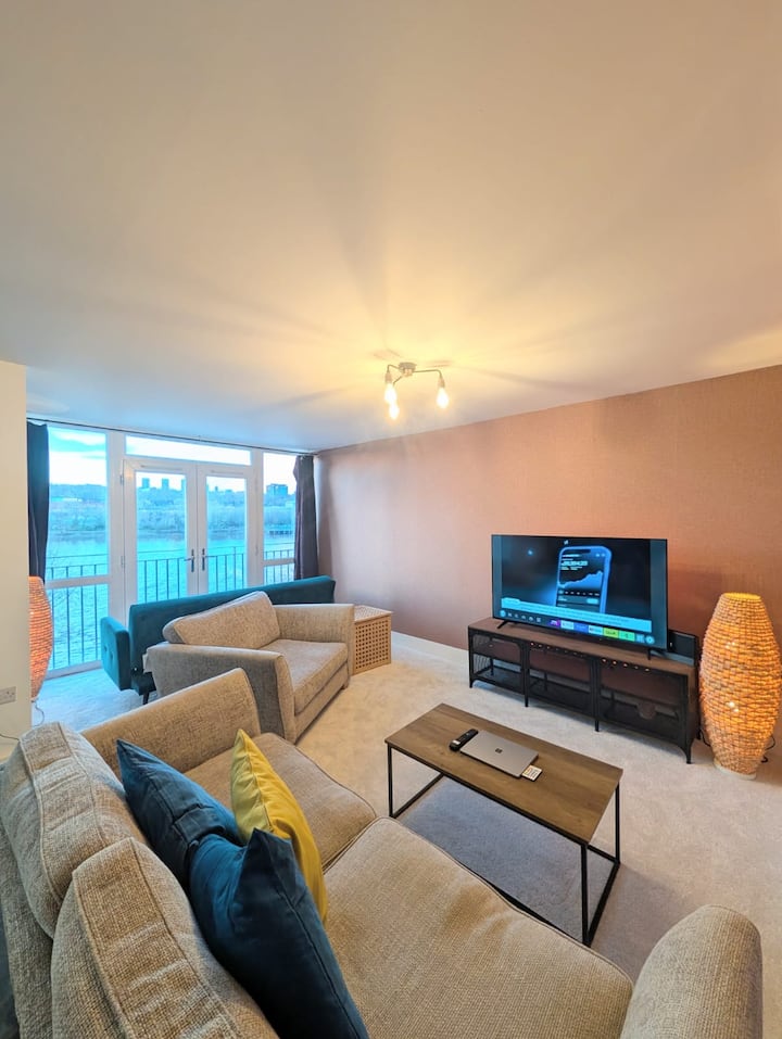 Two Bed Apartment By The River Tyne - Newcastle upon Tyne