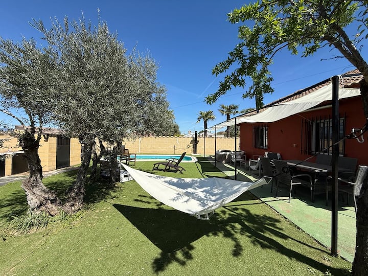 Villa Vega Con Piscina Y Barbacoa - Hormigos