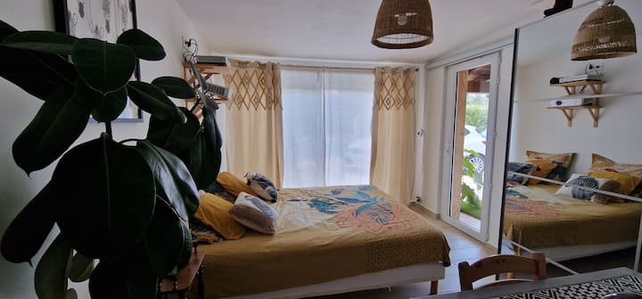 Suite éLégante Avec Spa Privatif - Calme & Intime - Le Cannet-des-Maures