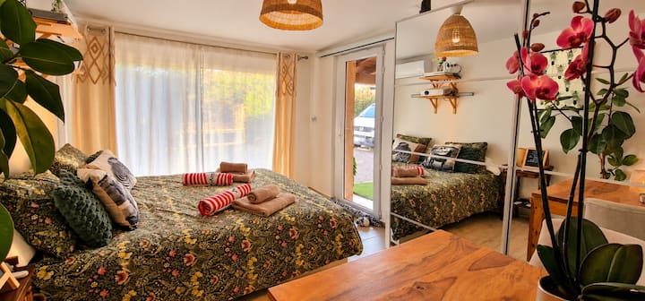 Suite Charme, Kitchenette, Spa & Piscine Privés - Le Cannet-des-Maures