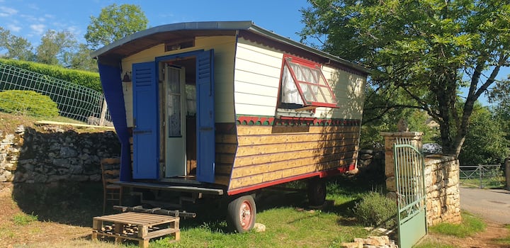 Véritable Roulotte Tzigane Sur Le Causse - Gorges du Tarn
