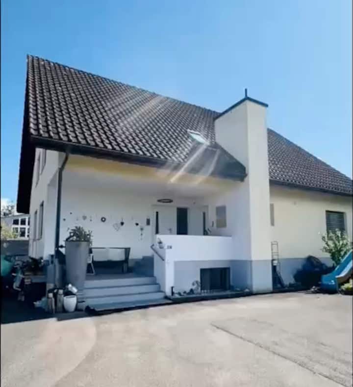 Gemütliches Zimmer In See-, Stadt- Und ÖV Nähe. - Bodensee
