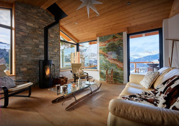 Admirez Les Montagnes Des Aravis - Hauteluce