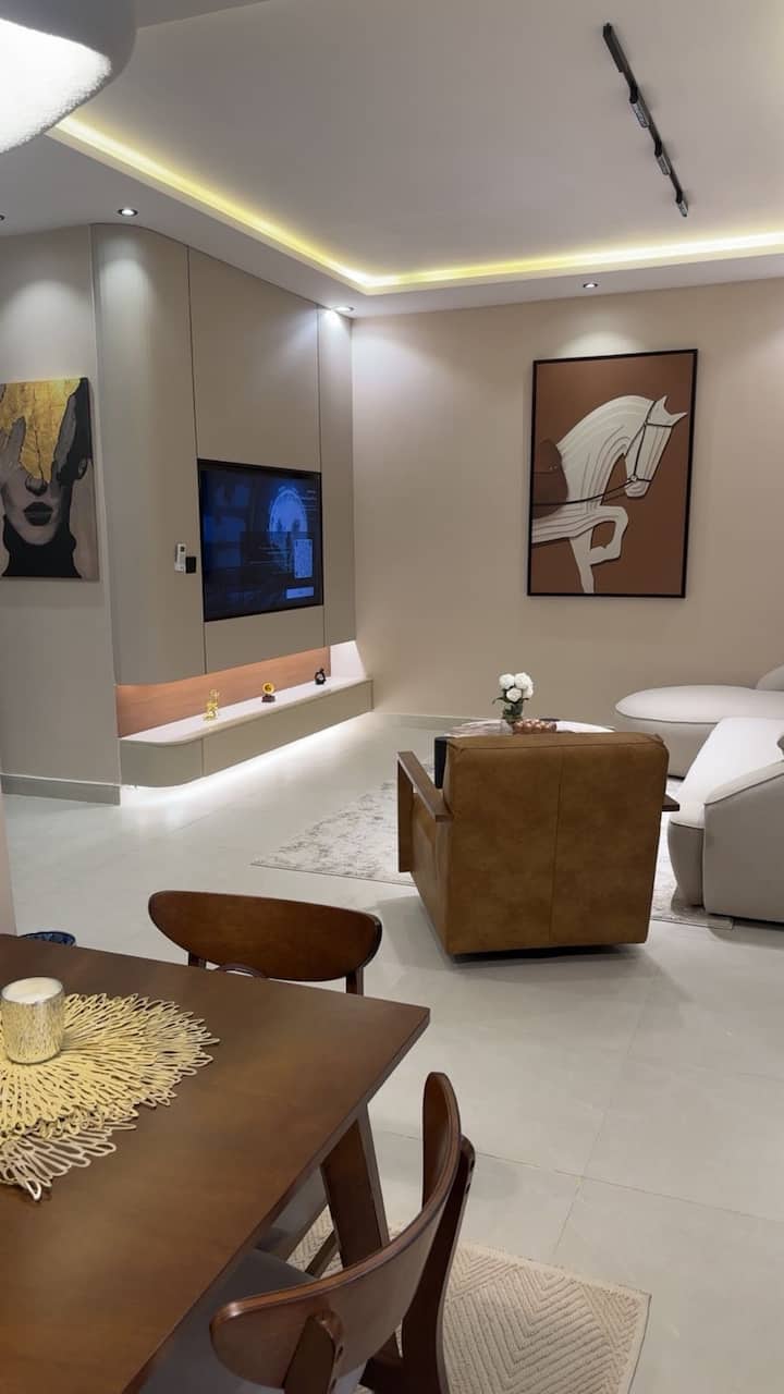 Luxury Apt | Kingdom Tower View | Walkable Area - Riyad