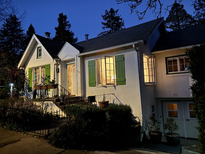 Walkable Urban Country Cottage W/ Garden Bbq - バークリー, CA
