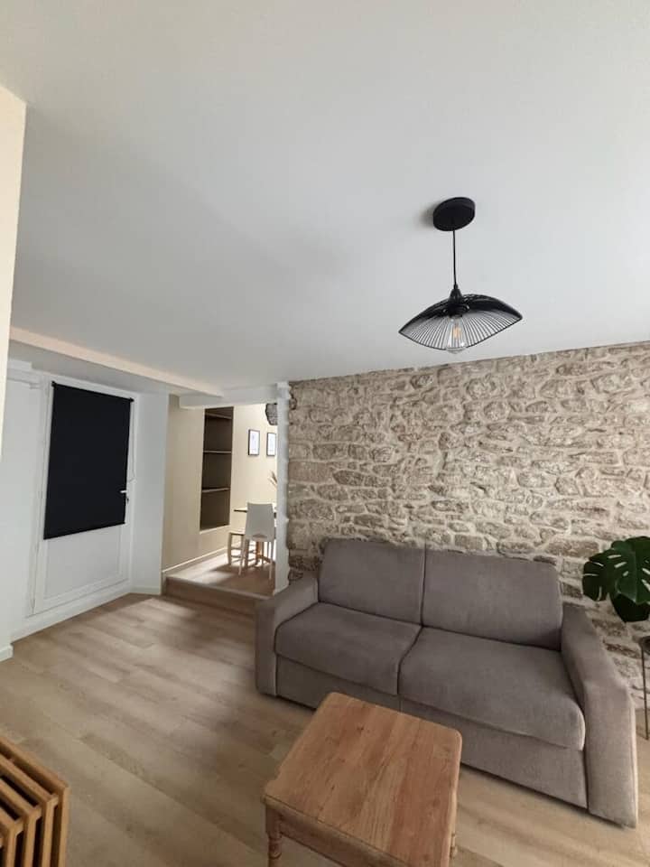 Appt Avec Terrasse 25 M2
Auray Centre -Tout à Pied - Auray