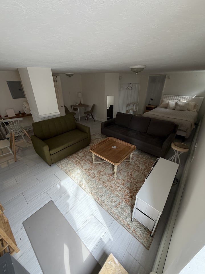 City Garden Level Studio - Boston, MA