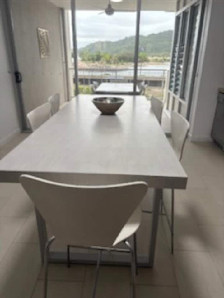 Blissfull Paradise - Magnetic Island