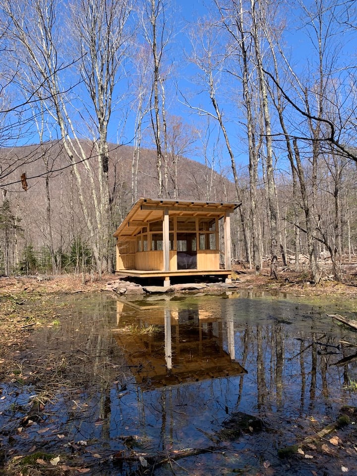 Ephemeral Pond Cabin - Phoenicia, NY