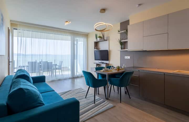 Lellemarine Apartments A102 - Balatonlelle