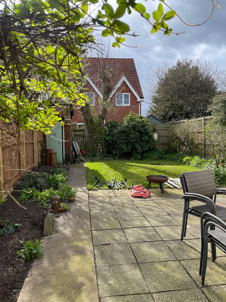 The Old Forge On The Village Green - Wymondham