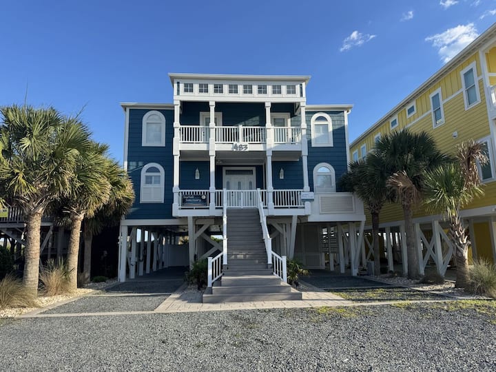 Seaside Sanctuary: Oceanfront, Views - Holden Beach, NC