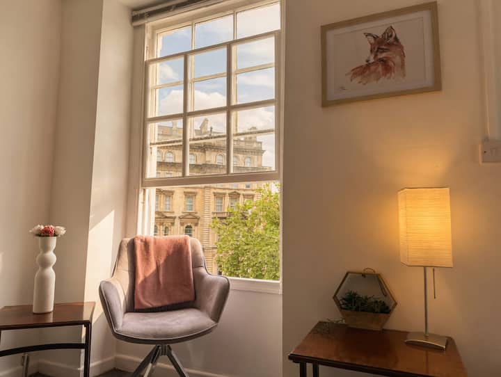 Central Bristol Flat Sleeps 10 Next To Hippodrome - Bristol
