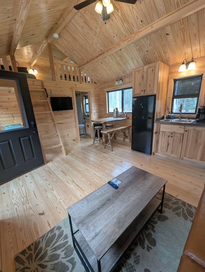 Loft View Cabin | 3 Min To Silver Lake Sand Dunes - Pentwater, MI