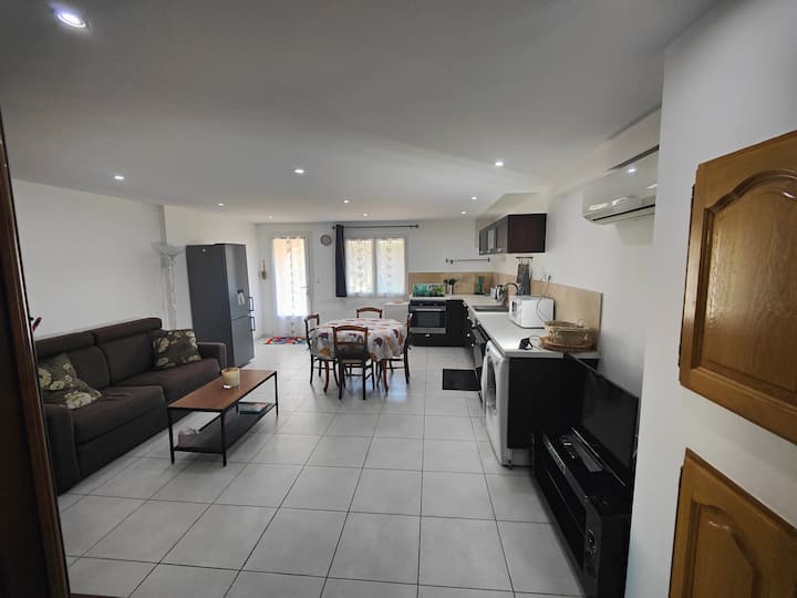 Loue à Aubignan Appartement Piscine Mini 4 Jours - Carpentras