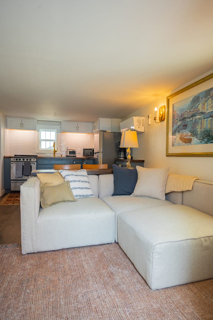 Harriss-james House Unit-a, 0.3 Mi From Riverwalk - Wilmington, NC