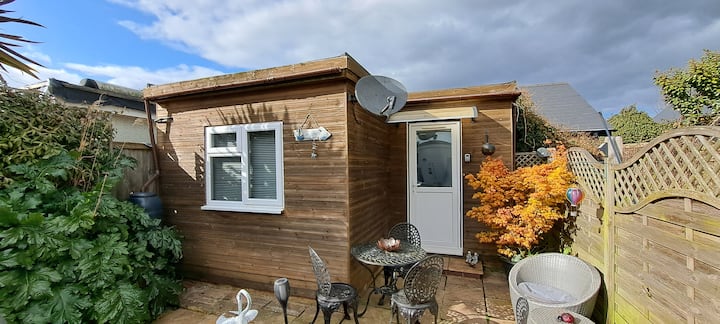 Felpham Garden Chalet - Bognor Regis