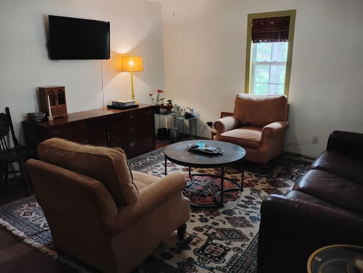 Cozy Downtown House - Athens, GA