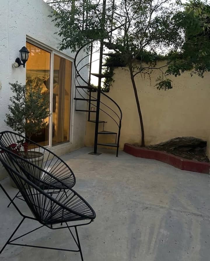 Depa Lindo Y Cómodo Con Vista A Montañas - 蒙特雷