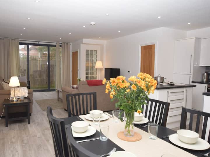 The Greenhouse - Eco-friendly Holiday Home - Eastbourne