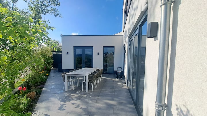 25 Sqm Studio With Private Entrance & Kitchenette - Aachen