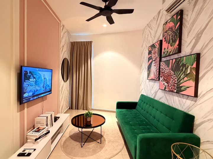 2br Near One Utama | 2-4 Pax Comfort Stay+netflix - Kota Damansara