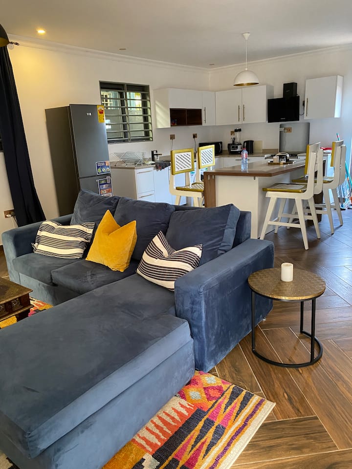 Modern 2br Townhouse Near Upsa & East Legon - Ghana