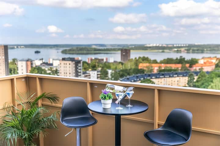 Mini Penthouse With Lake View And Great Sunset - Järfälla
